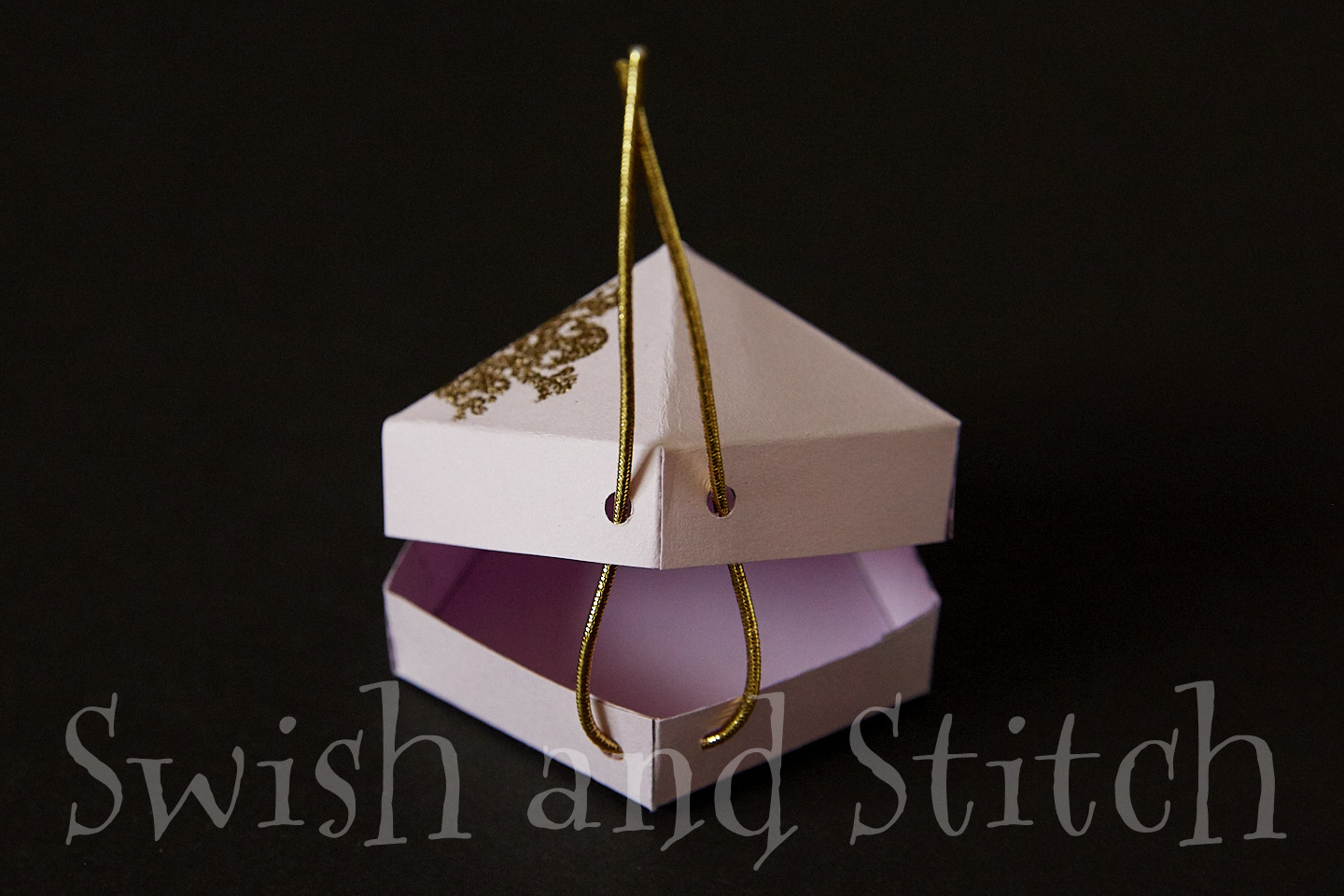 DIY Harry Potter Inspired Chocolate Frog Boxes - Swish and Stitch