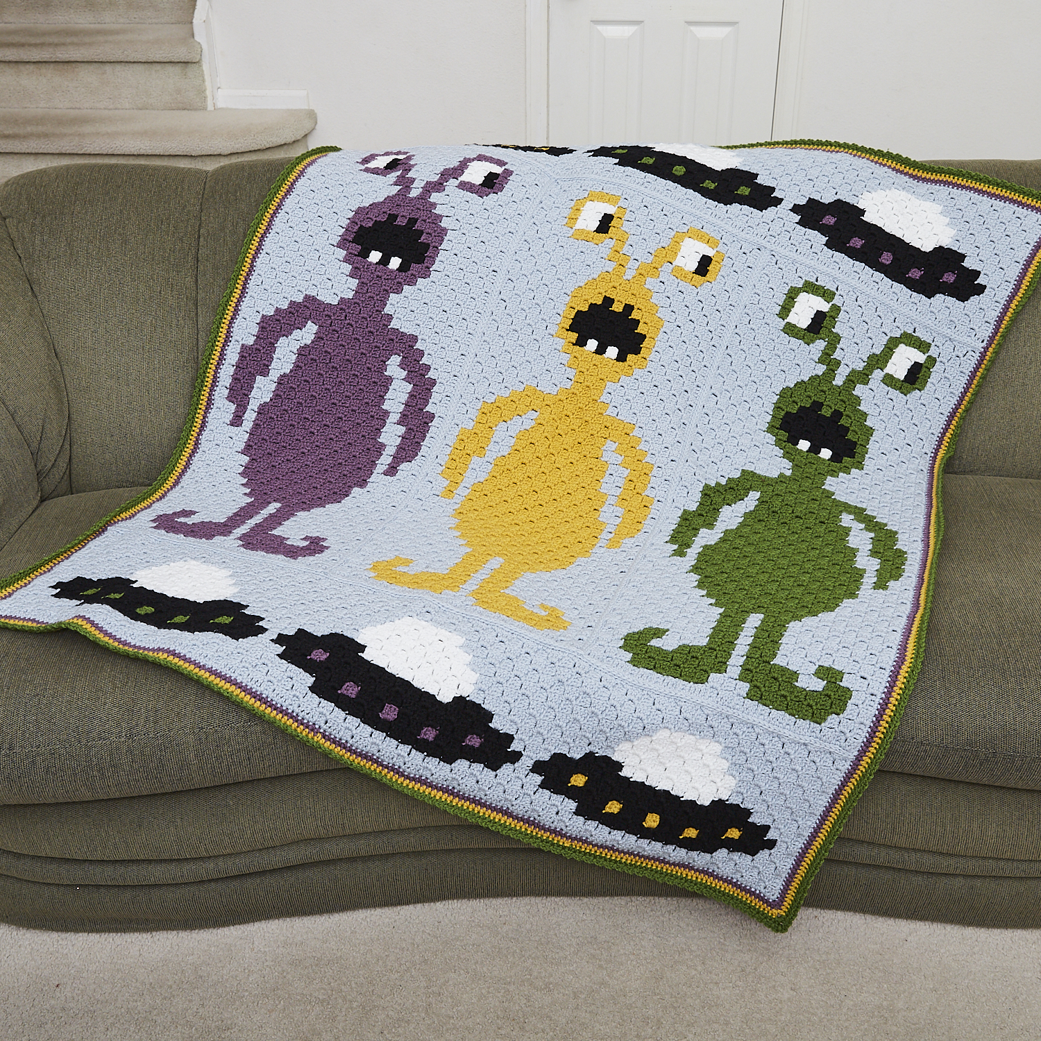 Take Me To Your Leader C2C Crochet Aliens Afghan - Swish and Stitch